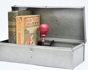 Vintage lock box | Etsy