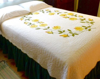 Rose applique quilt | Etsy