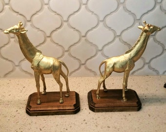 Giraffe bookends | Etsy