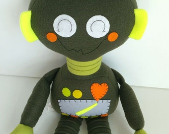 Robot plushie | Etsy