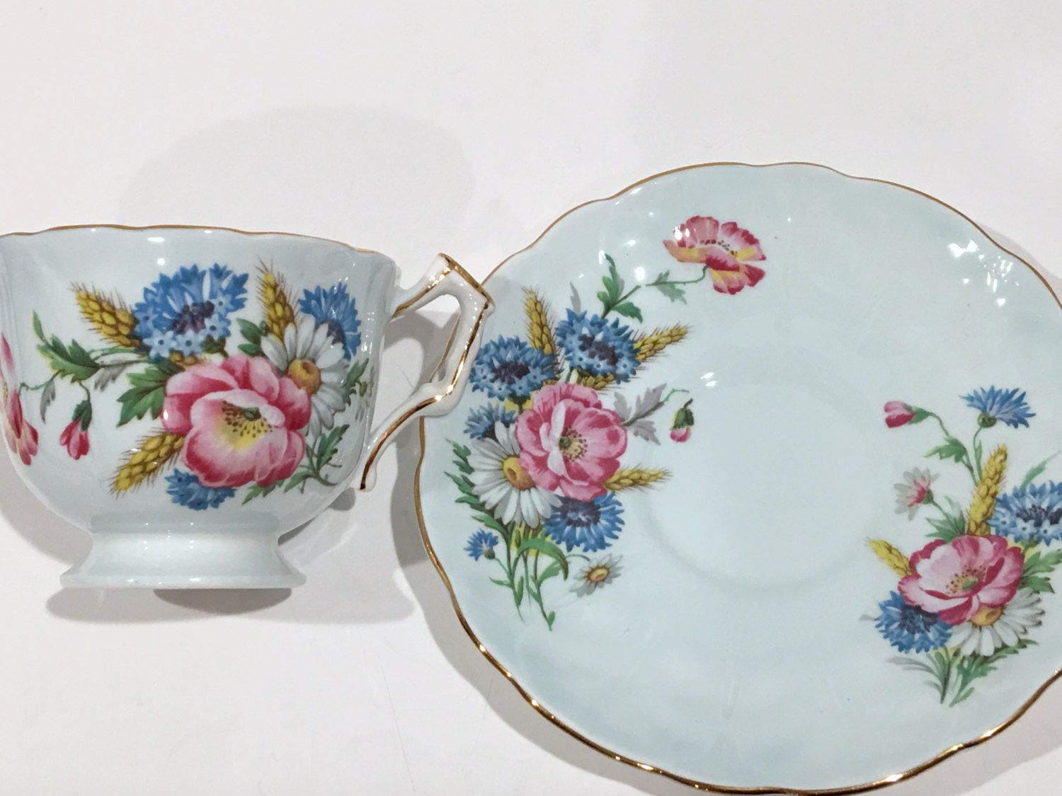 Bouquet Aynsley Tea Cup and Saucer, Daisy Bachelor Button Cup, Tea Set ...