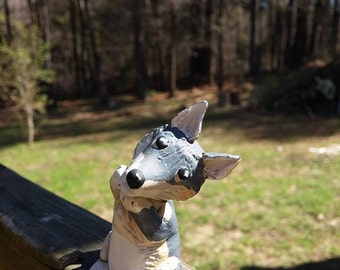 Wolf figurine | Etsy