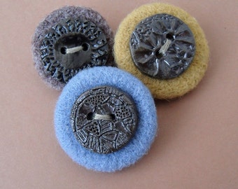 Button brooch | Etsy