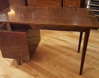 Items similar to Floating Desk on Etsy