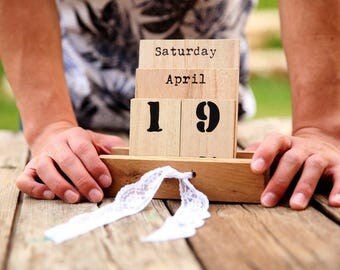 Wooden calendar | Etsy