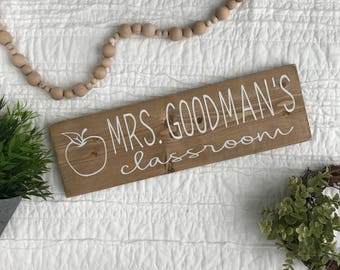 Custom Teacher Personalized Name or Word Sign for children