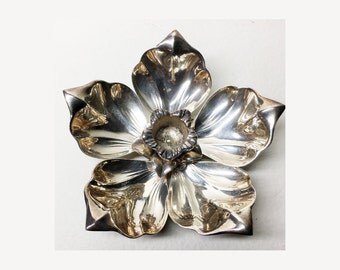 Leaf shape ashtray | Etsy