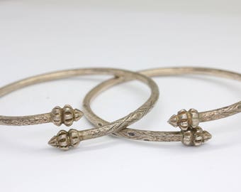 Heavy silver bangle | Etsy