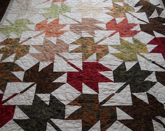 Maple leaf quilt | Etsy