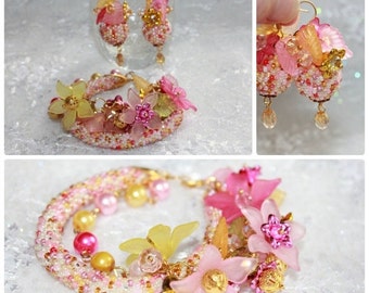 Spring bracelet | Etsy