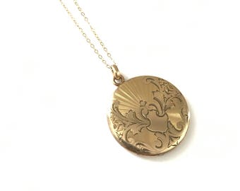 Victorian locket | Etsy