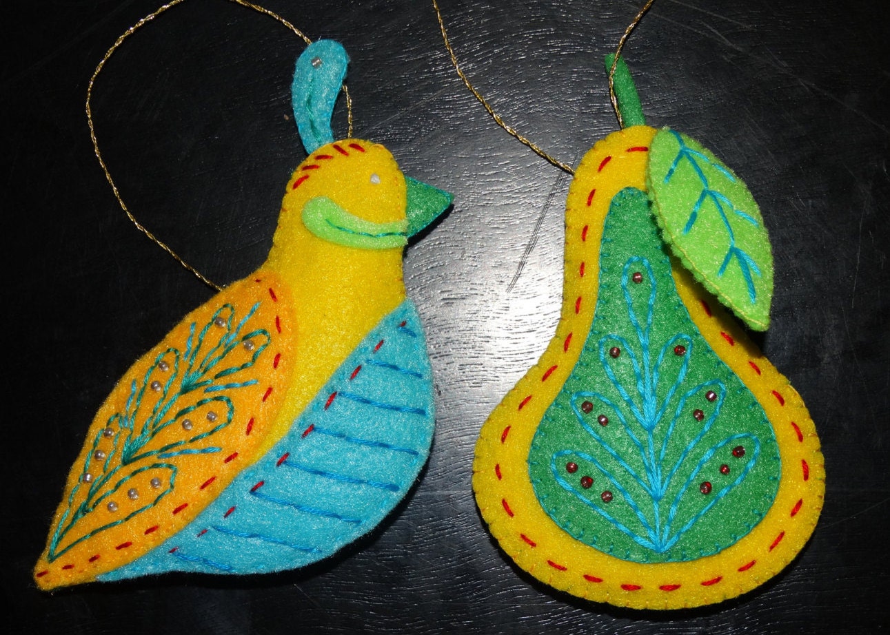 Twelve Days of Christmas Partridge in a Pear Tree