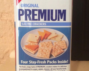 Saltine cracker tin | Etsy