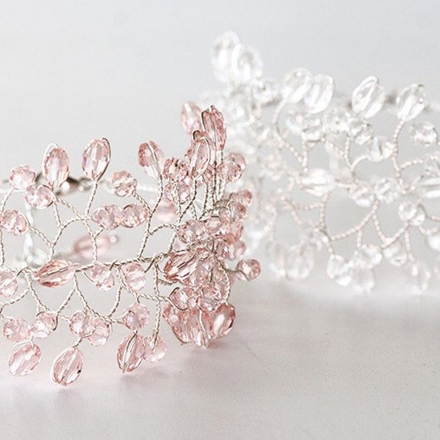 Flowers hair accessories and handcrafted jewelry. by ArsiArt