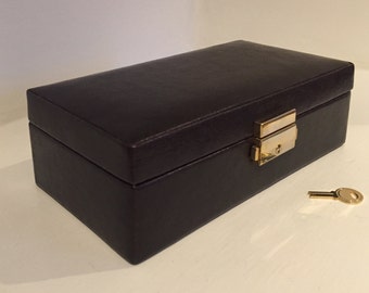 Vintage leather case | Etsy