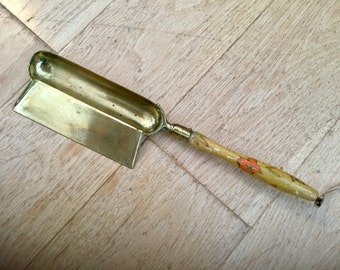 Vintage dust pan | Etsy