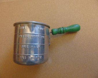 Wood measuring cups | Etsy