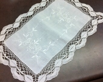 Irish table runner | Etsy