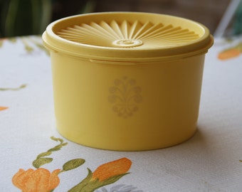 Vintage tupperware | Etsy