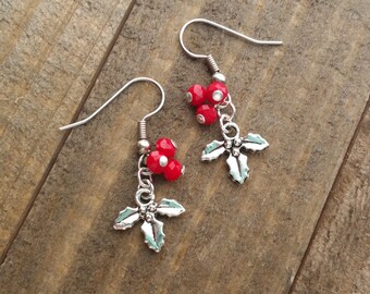 Holly earrings | Etsy