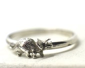 Dinosaur bone ring | Etsy