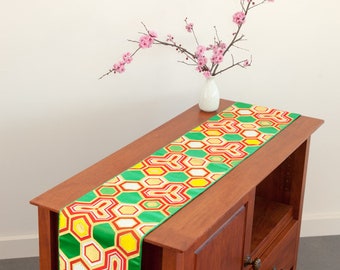 Hexagon table runner | Etsy