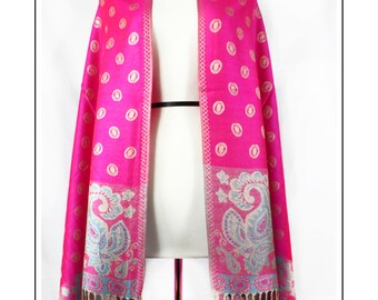 Items similar to Dallas Cowboys Rhinestone Pashmina Shawl - Beautiful ...