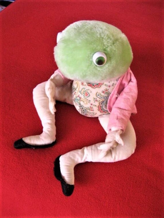 Vintage Beatrix Potter Frog Plushie