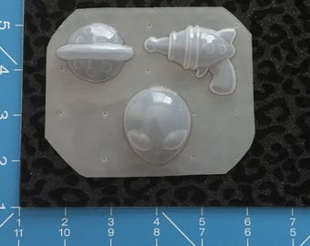Alien mold | Etsy