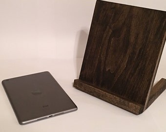 Wooden iPad Stand Square Holder in Natural Oak Wood Free