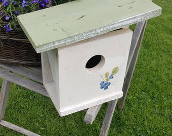 Rustic birdhouse | Etsy