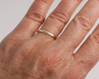 Hammered gold ring | Etsy