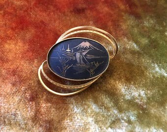 8mm Japanese Gold Metallic Beads