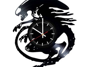 Aliens vs predator | Etsy