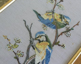 Bird embroidery | Etsy