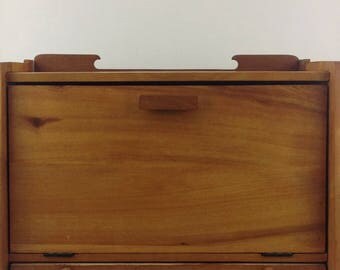 Farmhouse bread box | Etsy