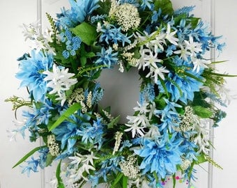 Blue floral wreath | Etsy