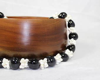 Kukui nut lei | Etsy