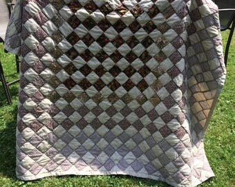 Farmhouse quilt | Etsy