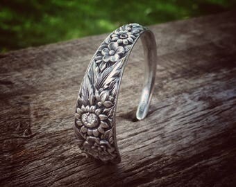 Repousse bracelet | Etsy