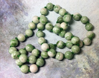 Moss in snow jade | Etsy