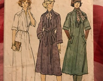 Lovely 1950s Dress Pattern Vogue 3446 Size 11 Unused FF