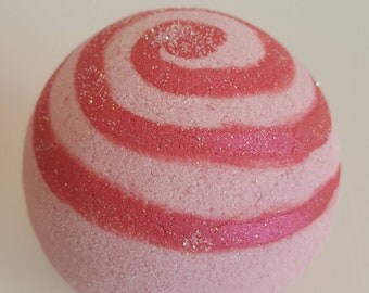 Lace Collar knitting pattern Raspberry Ripple design