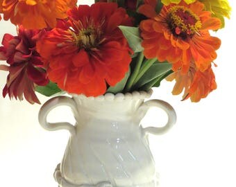 White ceramic vase | Etsy