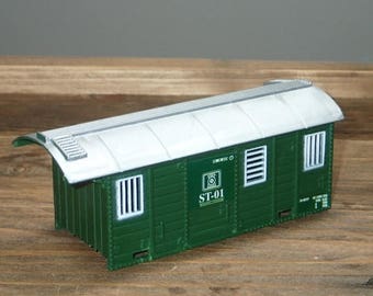O Scale Gas Station Kit Model Railroad Train Building On30