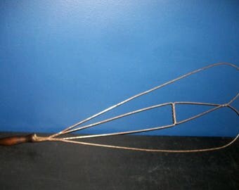 Vintage rug beater | Etsy