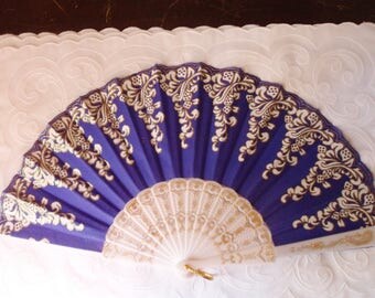 Vintage hand fan | Etsy