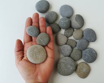 Flat beach stones | Etsy