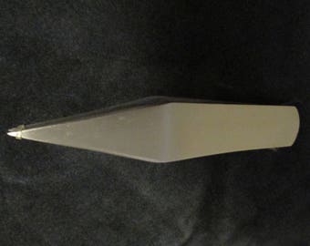 Rug hooking gripper strips for frames 300 ppi