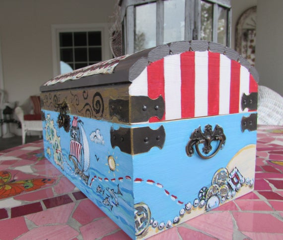 Kids Small Pirate Treasure ChestChildrens Toy Pirate